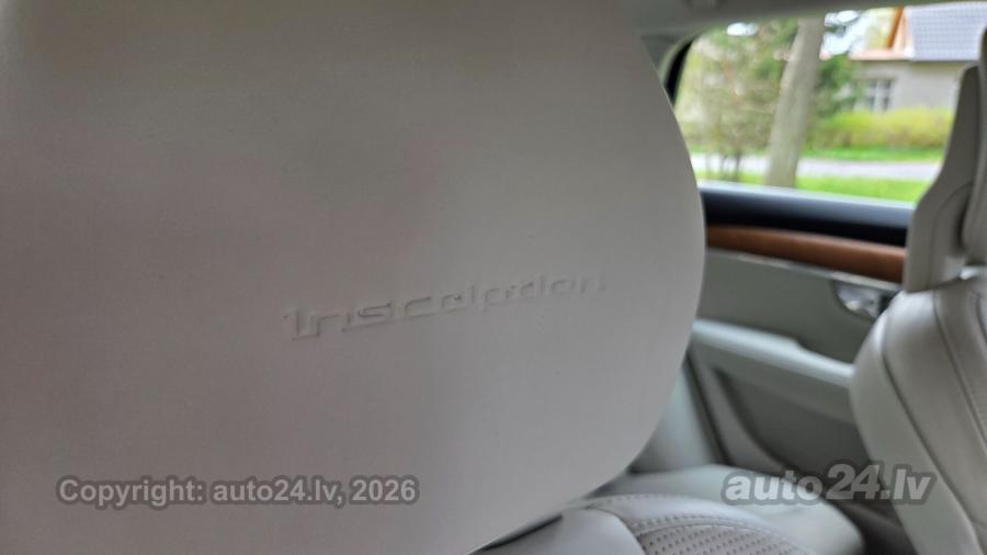 Pelēks Volvo V90 2018 Tallina, ar dzinēja tilpumu 2.00 L un nobraukumu 240 tūkst. km par 16990 €, foto 18 vietnē AUTOMOTO.COM.LV