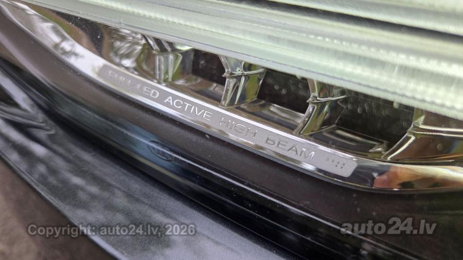 Pelēks Volvo V90 2018 Tallina, ar dzinēja tilpumu 2.00 L un nobraukumu 240 tūkst. km par 16990 €, foto 21 vietnē AUTOMOTO.COM.LV
