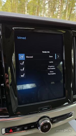 Pelēks Volvo V90 2018 Tallina, ar dzinēja tilpumu 2.00 L un nobraukumu 240 tūkst. km par 16990 €, foto 24 vietnē AUTOMOTO.COM.LV