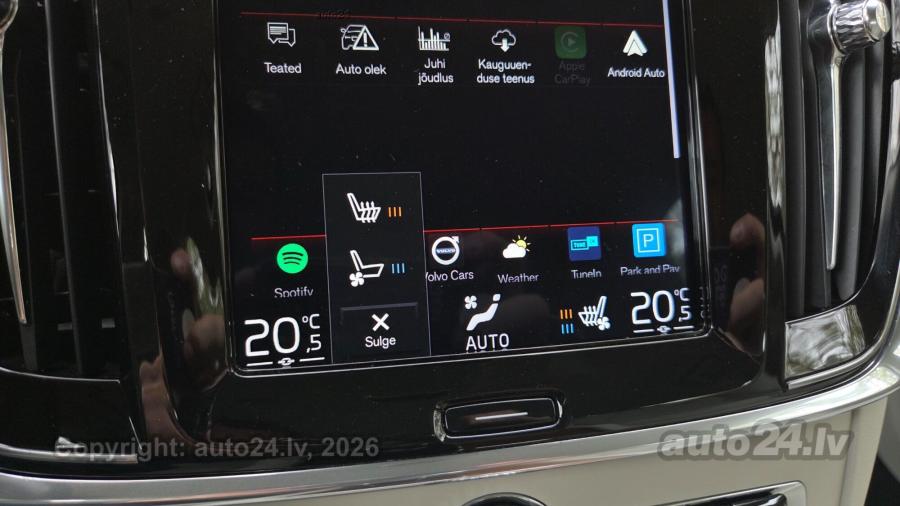 Pelēks Volvo V90 2018 Tallina, ar dzinēja tilpumu 2.00 L un nobraukumu 240 tūkst. km par 16990 €, foto 25 vietnē AUTOMOTO.COM.LV