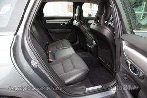 Pelēks Volvo V90 2018 Tallina, ar dzinēja tilpumu 2.00 L un nobraukumu 207 tūkst. km par 14990 €, foto 17 vietnē AUTOMOTO.COM.LV