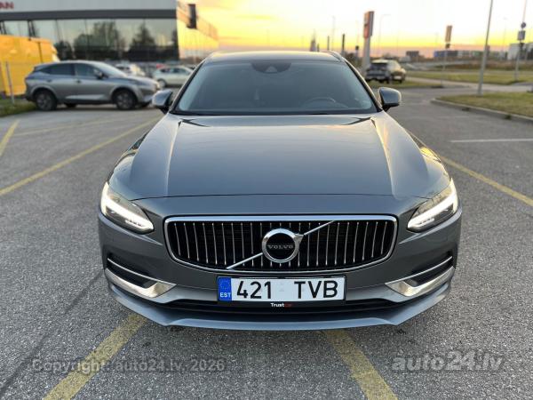 Grey Volvo V90 2018 in Tartu, with an engine capacity of 2.00 L and mileage of 201 thousand km for 17900 €, photo 8 on AUTOMOTO.COM.LV