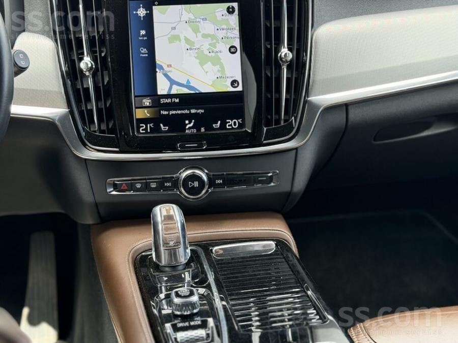 Pelēks Volvo V90 2018 Rīga, ar dzinēja tilpumu 2.00 L un nobraukumu 157 tūkst. km par 19990 €, foto 7 vietnē AUTOMOTO.COM.LV