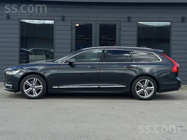 Grey Volvo V90 2018 in Jelgava, with an engine capacity of 2.00 L and mileage of 220 thousand km for 18300 €, photo 5 on AUTOMOTO.COM.LV