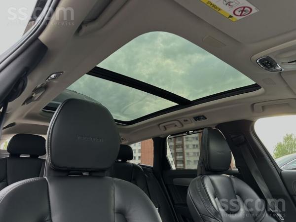 Grey Volvo V90 2018 in Jelgava, with an engine capacity of 2.00 L and mileage of 220 thousand km for 18300 €, photo 8 on AUTOMOTO.COM.LV
