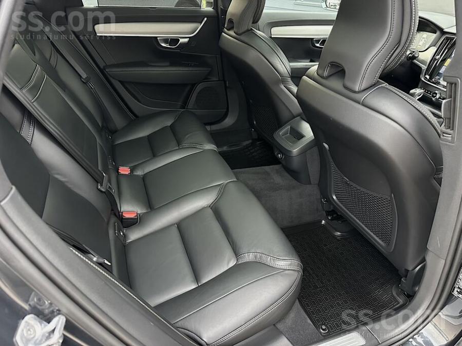 Pelēks Volvo V90 2018 Jelgava, ar dzinēja tilpumu 2.00 L un nobraukumu 220 tūkst. km par 18300 €, foto 11 vietnē AUTOMOTO.COM.LV
