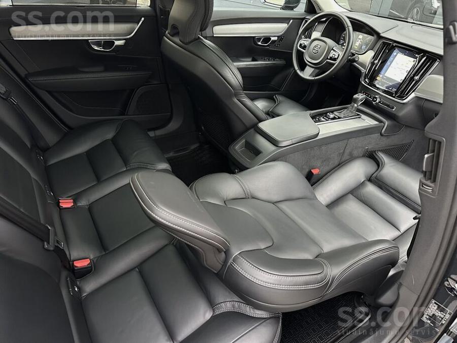 Pelēks Volvo V90 2018 Jelgava, ar dzinēja tilpumu 2.00 L un nobraukumu 220 tūkst. km par 18300 €, foto 15 vietnē AUTOMOTO.COM.LV