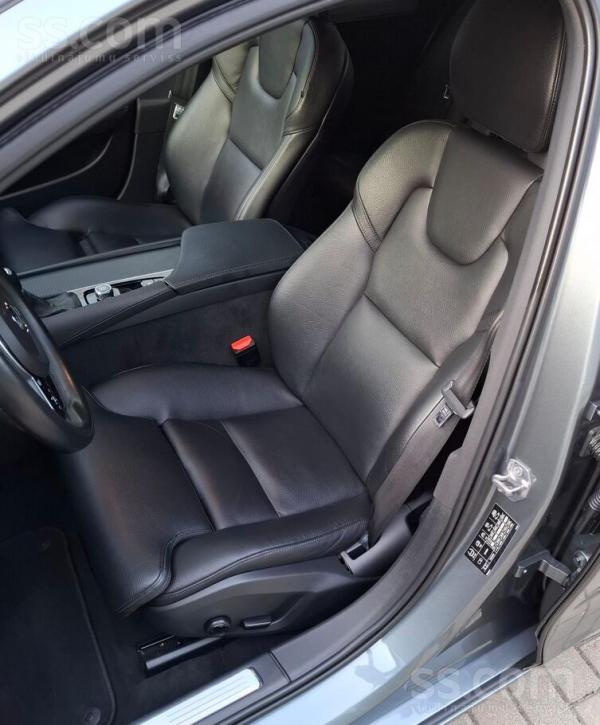 Grey Volvo V90 2018 in Ogre, with an engine capacity of 2.00 L and mileage of 233 thousand km for 18400 €, photo 7 on AUTOMOTO.COM.LV