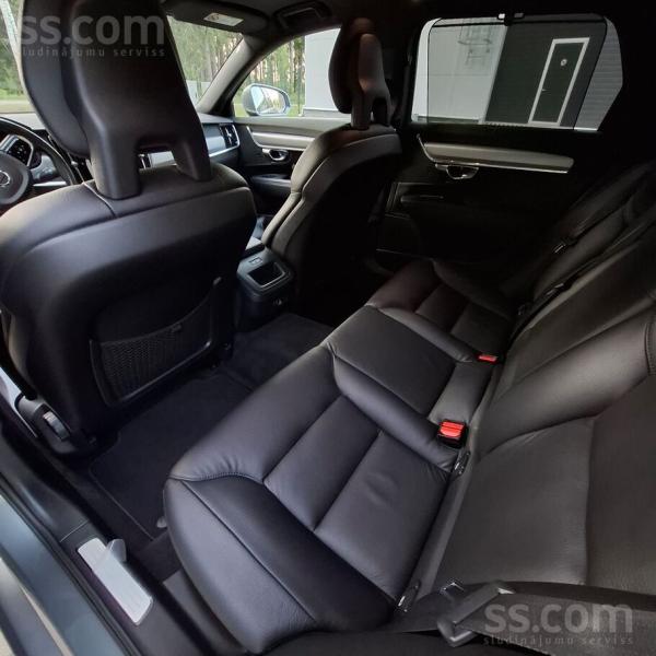 Grey Volvo V90 2018 in Ogre, with an engine capacity of 2.00 L and mileage of 233 thousand km for 18400 €, photo 10 on AUTOMOTO.COM.LV