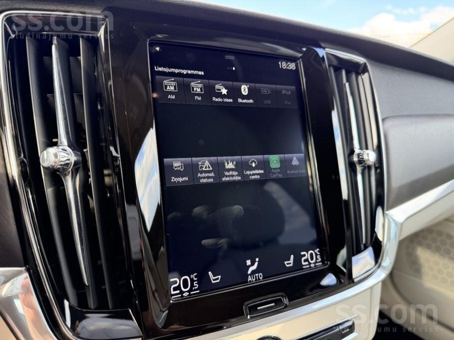 Pelēks Volvo V90 2018 Rīga, ar dzinēja tilpumu 2.00 L un nobraukumu 215 tūkst. km par 18995 €, foto 17 vietnē AUTOMOTO.COM.LV