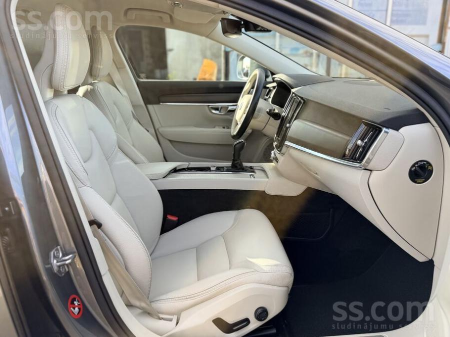 Pelēks Volvo V90 2018 Rīga, ar dzinēja tilpumu 2.00 L un nobraukumu 215 tūkst. km par 18995 €, foto 27 vietnē AUTOMOTO.COM.LV