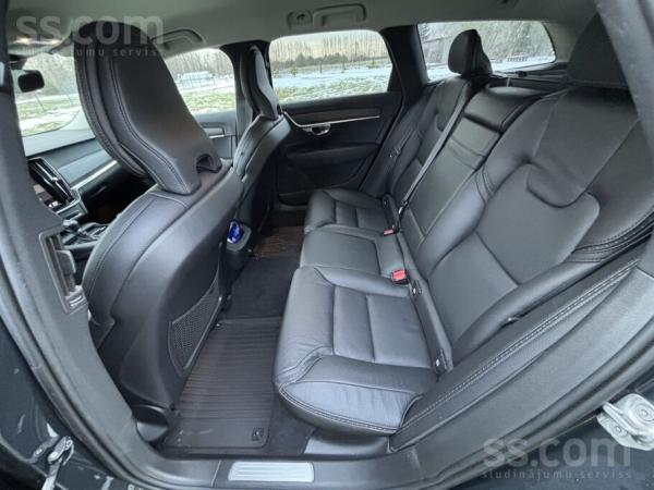 Pelēks Volvo V90 2018 Jūrmala, ar dzinēja tilpumu 2.00 L un nobraukumu 225 tūkst. km par 22500 €, foto 7 vietnē AUTOMOTO.COM.LV