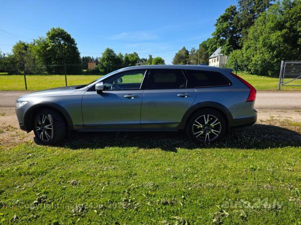Pelēks Volvo V90 2018 Tallina, ar dzinēja tilpumu 2.00 L un nobraukumu 220 tūkst. km par 23500 €, foto 7 vietnē AUTOMOTO.COM.LV