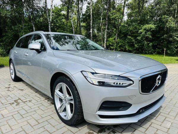 Grey Volvo V90 2018 in Kaunas, with an engine capacity of 1.97 L and mileage of 225 thousand km for 13950 €, photo 1 on AUTOMOTO.COM.LV