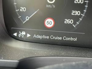 Pelēks Volvo V90 2018 Rīga, ar dzinēja tilpumu 2.00 L un nobraukumu 157 tūkst. km par 19990 €, foto 21 vietnē AUTOMOTO.COM.LV