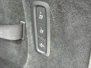 Pelēks Volvo V90 2018 Rīga, ar dzinēja tilpumu 2.00 L un nobraukumu 157 tūkst. km par 19990 €, foto 27 vietnē AUTOMOTO.COM.LV