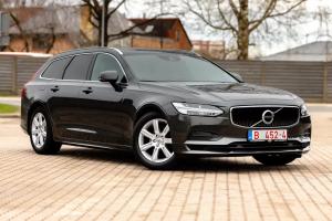 Grey Volvo V90 2018 in Jelgava, with an engine capacity of 2.00 L and mileage of 187 thousand km for 15000 €, photo 3 on AUTOMOTO.COM.LV