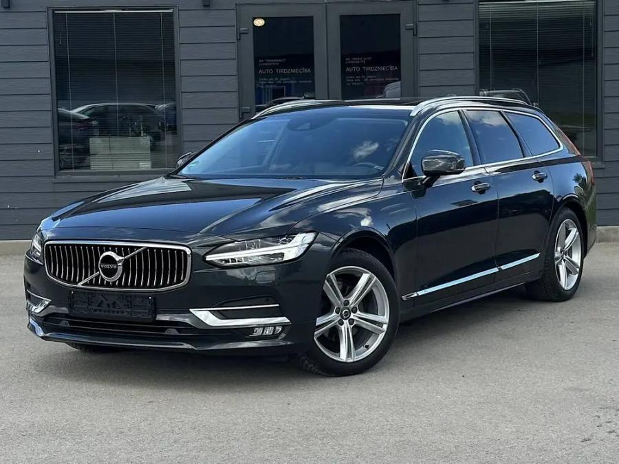 Pelēks Volvo V90 2018 Jelgava, ar dzinēja tilpumu 2.00 L un nobraukumu 220 tūkst. km par 18300 €, foto 4 vietnē AUTOMOTO.COM.LV