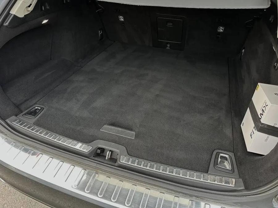 Pelēks Volvo V90 2018 Jelgava, ar dzinēja tilpumu 2.00 L un nobraukumu 220 tūkst. km par 18300 €, foto 12 vietnē AUTOMOTO.COM.LV