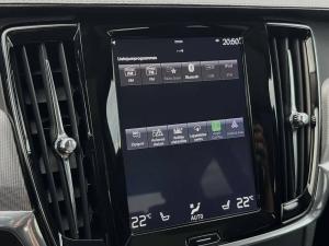 Pelēks Volvo V90 2018 Jelgava, ar dzinēja tilpumu 2.00 L un nobraukumu 220 tūkst. km par 18300 €, foto 21 vietnē AUTOMOTO.COM.LV