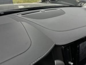 Pelēks Volvo V90 2018 Jelgava, ar dzinēja tilpumu 2.00 L un nobraukumu 220 tūkst. km par 18300 €, foto 22 vietnē AUTOMOTO.COM.LV