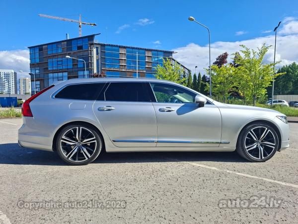 Grey Volvo V90 2018 in Tallinn, with an engine capacity of 2.00 L and mileage of 189 thousand km for 20999 €, photo 7 on AUTOMOTO.COM.LV