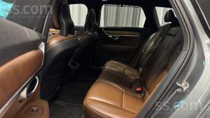 Grey Volvo V90 2018 in Riga, with an engine capacity of 2.00 L and mileage of 196 thousand km for 16990 €, photo 24 on AUTOMOTO.COM.LV