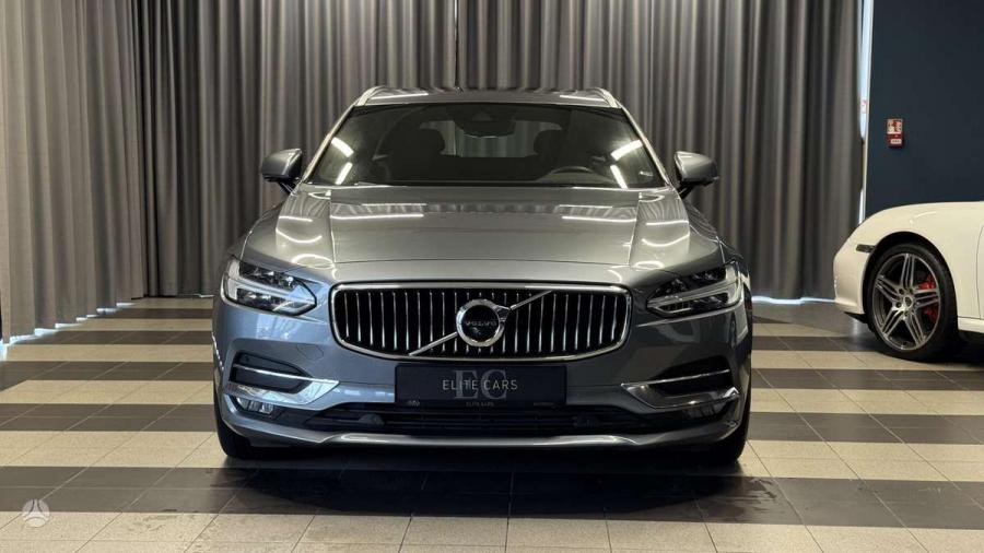 Pelēks Volvo V90 2018 Rīga, ar dzinēja tilpumu 2.00 L un nobraukumu 196 tūkst. km par 16990 €, foto 3 vietnē AUTOMOTO.COM.LV