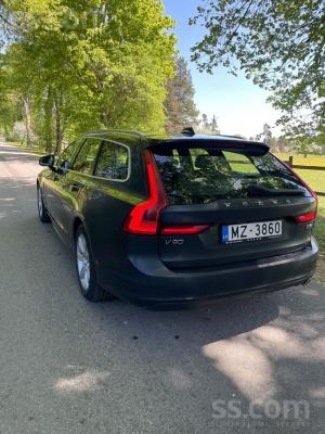 Grey Volvo V90 2018 in Liepaja, with an engine capacity of 2.00 L and mileage of 354 thousand km for 17300 €, photo 5 on AUTOMOTO.COM.LV