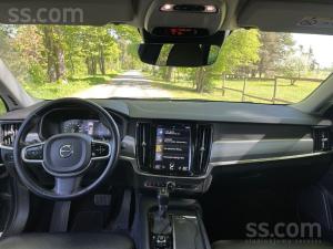 Grey Volvo V90 2018 in Liepaja, with an engine capacity of 2.00 L and mileage of 354 thousand km for 17300 €, photo 11 on AUTOMOTO.COM.LV
