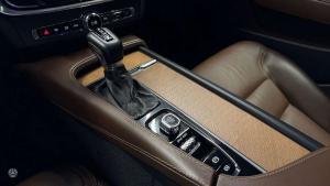 Grey Volvo V90 2018 in Riga, with an engine capacity of 2.00 L and mileage of 196 thousand km for 16990 €, photo 15 on AUTOMOTO.COM.LV