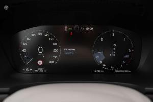 Grey Volvo V90 2018 in Vilnius, with an engine capacity of 1.97 L and mileage of 66 thousand km for 28000 €, photo 19 on AUTOMOTO.COM.LV