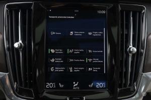 Grey Volvo V90 2018 in Vilnius, with an engine capacity of 1.97 L and mileage of 66 thousand km for 28000 €, photo 24 on AUTOMOTO.COM.LV