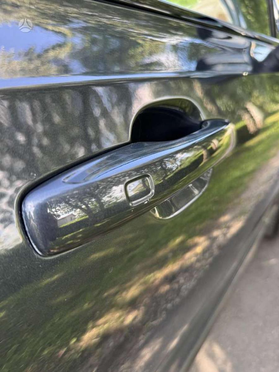 Grey Volvo V90 2018 in Alytus, with an engine capacity of 1.97 L and mileage of 283 thousand km for 16799 €, photo 27 on AUTOMOTO.COM.LV