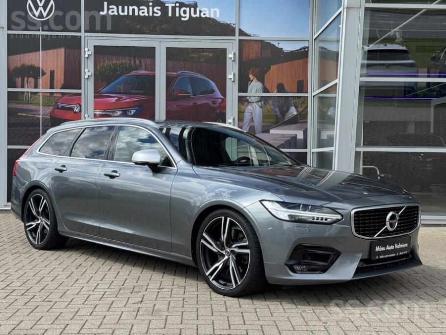 Grey Volvo V90 2018 in Valmiera, with an engine capacity of 2.00 L and mileage of 183 thousand km for 22500 €, photo 1 on AUTOMOTO.COM.LV