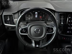 Grey Volvo V90 2018 in Valmiera, with an engine capacity of 2.00 L and mileage of 183 thousand km for 22500 €, photo 10 on AUTOMOTO.COM.LV