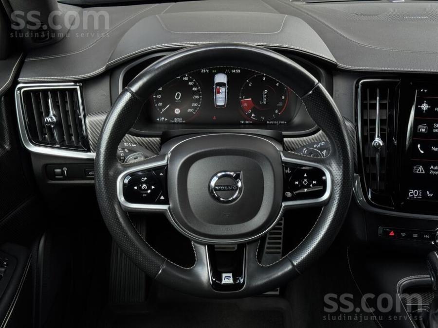 Grey Volvo V90 2018 in Valmiera, with an engine capacity of 2.00 L and mileage of 183 thousand km for 22500 €, photo 10 on AUTOMOTO.COM.LV