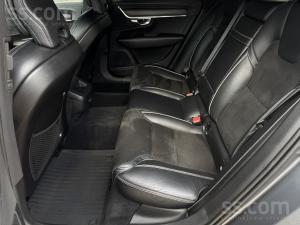 Grey Volvo V90 2018 in Valmiera, with an engine capacity of 2.00 L and mileage of 183 thousand km for 22500 €, photo 22 on AUTOMOTO.COM.LV