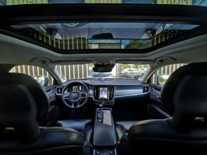 Grey Volvo V90 2018 in Riga, with an engine capacity of 2.00 L and mileage of 176 thousand km for 27500 €, photo 13 on AUTOMOTO.COM.LV