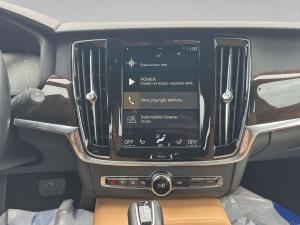 Grey Volvo V90 2018 in Kaunas, with an engine capacity of 2.00 L and mileage of 304 thousand km for 14290 €, photo 16 on AUTOMOTO.COM.LV