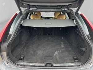 Grey Volvo V90 2018 in Kaunas, with an engine capacity of 2.00 L and mileage of 304 thousand km for 14290 €, photo 20 on AUTOMOTO.COM.LV