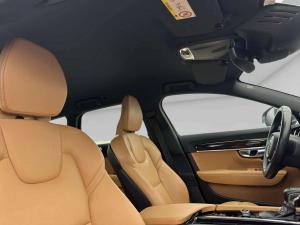 Grey Volvo V90 2018 in Kaunas, with an engine capacity of 2.00 L and mileage of 304 thousand km for 14290 €, photo 21 on AUTOMOTO.COM.LV