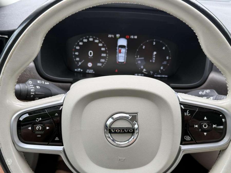 Серый Вольво В90 2018 в Вильнюс, объемом двигателя 1.97 л и пробегом 220 тыс. км за 18777 €, фото 19 на AUTOMOTO.COM.LV