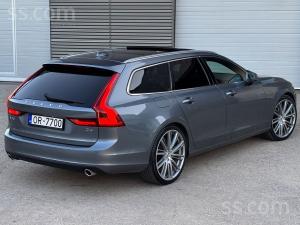 Grey Volvo V90 2018 in Riga, with an engine capacity of 2.00 L and mileage of 235 thousand km for 17200 €, photo 3 on AUTOMOTO.COM.LV