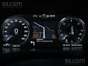 Grey Volvo V90 2018 in Riga, with an engine capacity of 2.00 L and mileage of 235 thousand km for 17200 €, photo 19 on AUTOMOTO.COM.LV