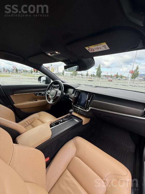 Pelēks Volvo V90 2018 Rīga, ar dzinēja tilpumu 2.00 L un nobraukumu 0 tūkst. km par 24490 €, foto 6 vietnē AUTOMOTO.COM.LV