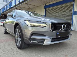 Grey Volvo V90 2018 in Silute, with an engine capacity of 2.00 L and mileage of 340 thousand km for 13700 €, photo 4 on AUTOMOTO.COM.LV