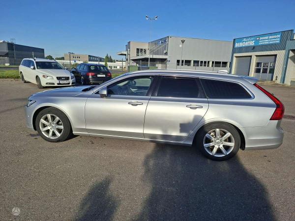 Pelēks Volvo V90 2018 Klaipėda, ar dzinēja tilpumu 1.97 L un nobraukumu 280 tūkst. km par 13900 €, foto 3 vietnē AUTOMOTO.COM.LV