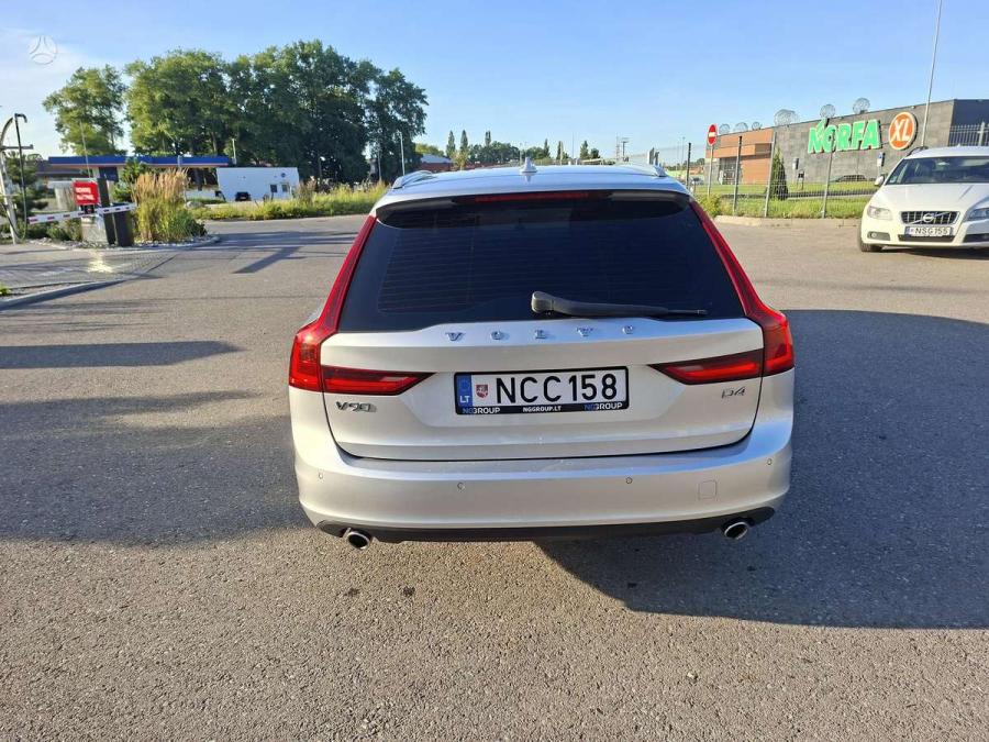 Pelēks Volvo V90 2018 Klaipėda, ar dzinēja tilpumu 1.97 L un nobraukumu 280 tūkst. km par 13900 €, foto 4 vietnē AUTOMOTO.COM.LV
