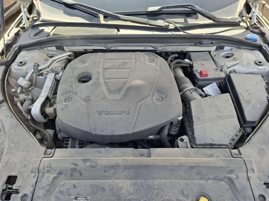 Pelēks Volvo V90 2018 Klaipėda, ar dzinēja tilpumu 1.97 L un nobraukumu 280 tūkst. km par 13900 €, foto 13 vietnē AUTOMOTO.COM.LV